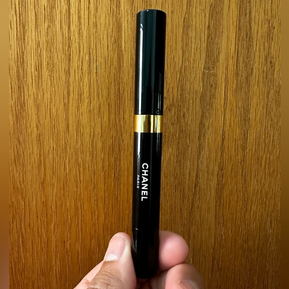 CHANEL | Makeup | Rare Chanel Eclat Lumiere Highlighter Face Pen | Poshmark